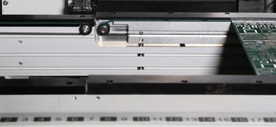 中国 高速SMTアプリケーションのためのTX8008頭80フィッダー自動ピックアンドプレイスマシン 販売のため