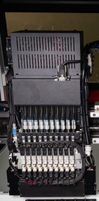 Cina Tecnologia di montaggio della superficie a 10 teste Macchina di selezione e collocazione per componenti 01005/0201/0402/0603-5050 in vendita