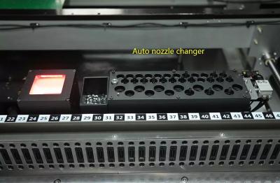 China O PWB de 6 alimentadores das cabeças 60 escolhe e a máquina PNP do lugar faz à máquina a auto mudança do bocal à venda