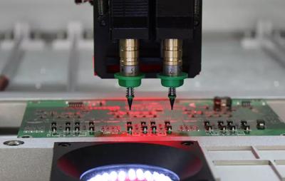 中国 2500cph CHM-T36VA LEDアセンブリ機械、電子工学の一貫作業 販売のため
