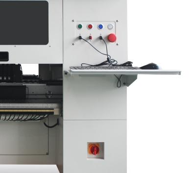 China Máquina vertical pequena de SMT com 4 cabeças de montagem CHM-650 à venda