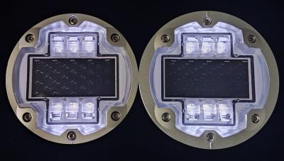 중국 IP68 필리핀 IL300 150 * 50mm 6 나사 알루미늄 태양광 LED 반사기 고양이 눈 도로 스터드 판매용