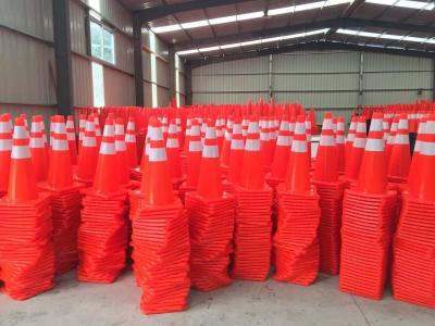 Cina 45cm 70cm 75cm Coni di traffico Sicurezza stradale Coni di sicurezza arancioni 30cm in vendita