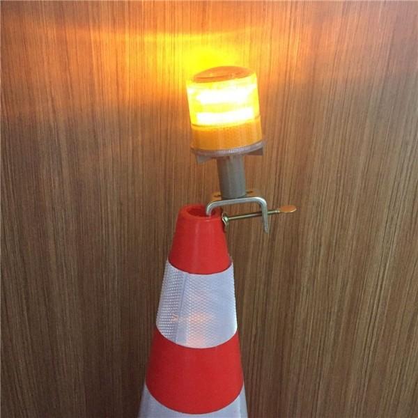 Luce di segnalazione di sicurezza a coni solari