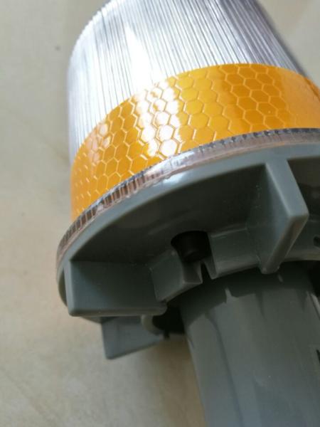 Luce di segnalazione di sicurezza a coni solari