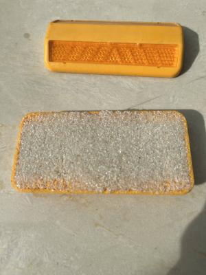 Китай Высококачественные мигающие светоотражающие солнечные дорожные отражатели Светодиодные алюминиевые солнечные дорожные столбики продается