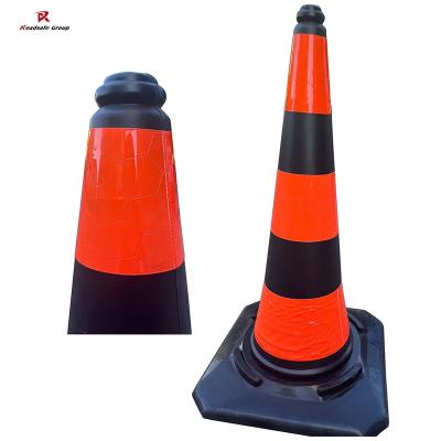 China PE Plastic Cone High-Intensity Prismatic Reflective Roadway Safety Traffic Cone 100cm with Black Base for sale