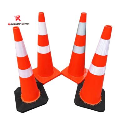 China Lightweight Traffic Cone with Reflective Tape for Enhanced Safety and Quick Deployment in Emergency and Traffic Situations for sale