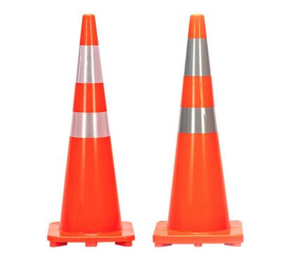 China Durable Traffic Cone for Road Safety and Construction Site Warning with Reflective Strips for Enhanced Visibility at Night for sale