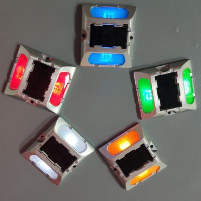 China Solar Powered Aluminum Road Stud 40tons for Enhanced Pavement Marking for sale