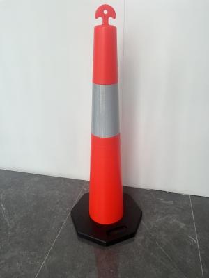 China 110MM T-Top Spring Post with reflective surface and black base designed for effective traffic guidance and road safety for sale