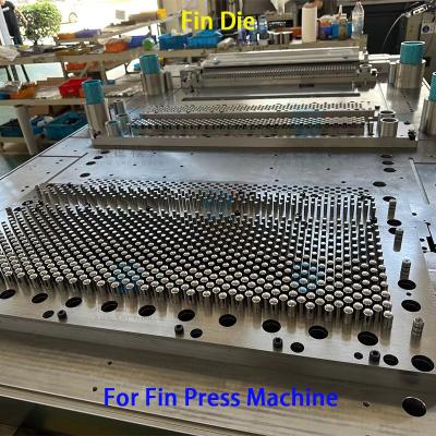 Cina Macchine per stampare le pinne automatiche per bobine degli scambiatori di calore in vendita