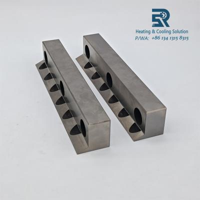 China Oberes Abschneidemesser für die Stanzwerkzeug der Lamellenpresse in der Wärmetauscher-Spulenherstellung zu verkaufen