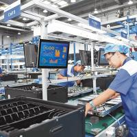 China Compt 19 Inch Industrial Panel PC J1900 CPU Paper Machine Control GPU for sale