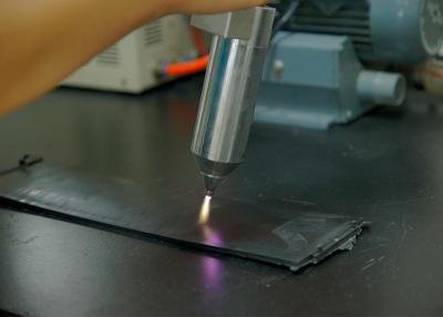 Cina Una parte di sigillante industriale del silicone/sigillante a tenuta d'acqua leggero automatico neutrale del silicone in vendita