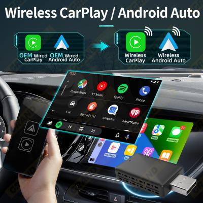 Cina 2-in-1 Mini USB Wireless Carplay Adapter supporta Carplay wired originale per la carplay wireless Android Auto Car Box in vendita