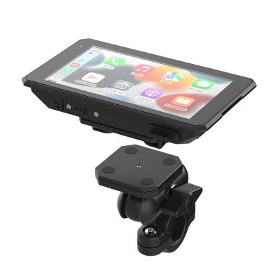 China Magnetic detachable model CarPlay portable motorcycle navigation screen 5 Inch IPS Touch Screen Motorcycle CarPLay Navigation Display Waterproof IP67 Bluet0oth Music Playback Quick Released for sale