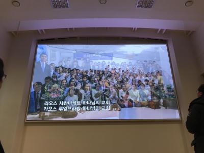 Κίνα P2.5 640X640 640X480 εσωτερικό επίδειξης σκηνικό σκηνικό οθόνης Nationstar χρυσό οδηγημένο P2.5 προς πώληση