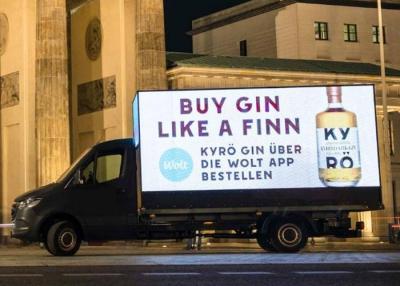 중국 모바일 현명한 P8 야외 주도하는 화면은 밴 IP65 방수에 고정되었습니다 판매용