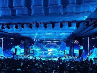 Chine Mur visuel en aluminium d'intérieur du panneau LED de moulage mécanique sous pression de l'écran 500*500mm d'affichage à LED d'affichage extérieur polychrome d'écran de P3.9 LED à vendre