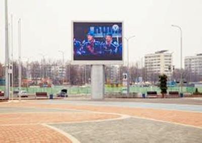 Chine Panneau d'affichage de publicité polychrome extérieur d'écrans d'affichage à LED de la place RVB SMD P10 de stade à vendre