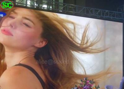 Cina gli eventi 110V mettono in scena il colore pieno degli schermi del LED, risparmio energetico principale dell'interno della parete di SMD2121 p5 video in vendita