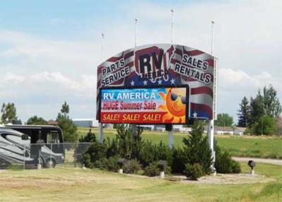 Cina Cartellone LED per esterni P5, passo pixel 5mm, IP65 impermeabile in vendita