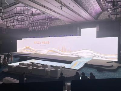 중국 P5 실내 LED 디스플레이 5mm 픽셀 피치 40000도트/㎡ 판매용