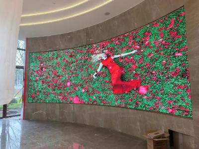 중국 풀 컬러 LED 디스플레이 1500 비트 밝기 전문 및 먼지 내성 제품에 대한 먼지 방지 캐비닛 크기 640 * 640MM 판매용