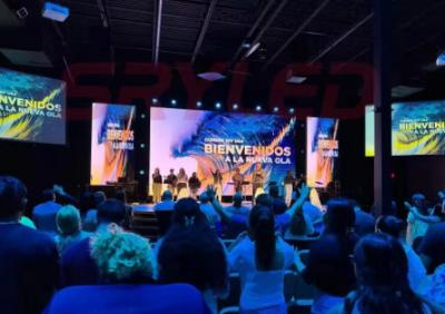 Chine Armoire en acier étanche P10 Smd 3535 RGB LED Moniteur 10000 points Garantie 3 ans à vendre