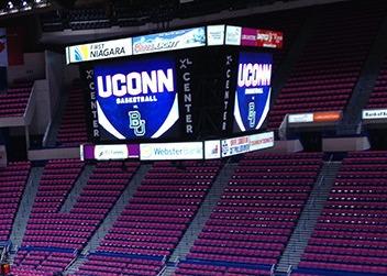 중국 야외 경기장 LED 디스플레이 비명 광고 P10 풀 컬러 960*960mm 광고판 판매용