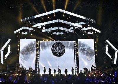 Chine Mur extérieur d'écran de la publicité de l'affichage à LED LED de P3.91 RVB Avec le contrôleur synchrone de Linsn à vendre