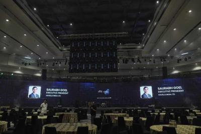 Chine Affichage à LED P8 du grand écran RVB Pour le message publicitaire Centure de publicité extérieure à vendre