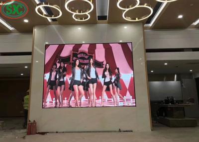 中国 P2 RGB インダース LED ディスプレイ SMD 1/32 スキャン 高明るさ レンタルショッピングセンターに適しています 販売のため