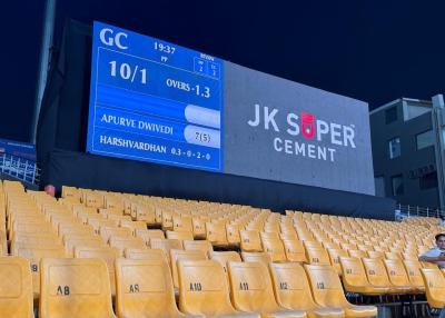 Chine LED SMD 3 dans 1 rideau en mur pour annoncer, P4.81 résolution polychrome claire commerciale 52*52 HD Epistar 1/13 balayage à vendre