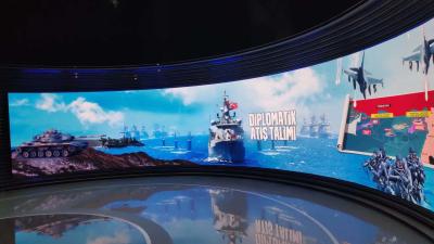 中国 ダイカストアルミニウムスクリーン ボールフィールドスクリーン カーブスクリーン 高解像度フルカラー 屋外P12 960*960mm LEDディスプレイ 販売のため