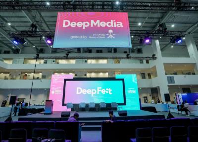 China Vermietung von Stadionsbildschirmen/Festinstallation HD Werbung Außen-Full-Colour-LED-Display 960 x 768mm Schrank zu verkaufen