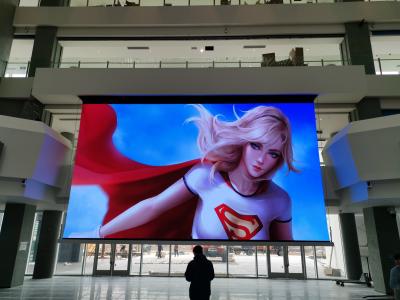Chine Écran d'aluminium moulé à la fonte Grand écran LED HD P5 dans un centre commercial à vendre
