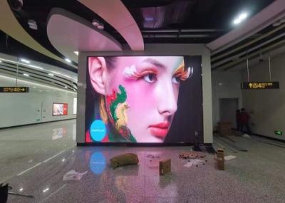 China Poster RGB LED-Display 2,5 mm Pixel Pitch Hochfrischungsrate 1920HZ Innenraum zu verkaufen