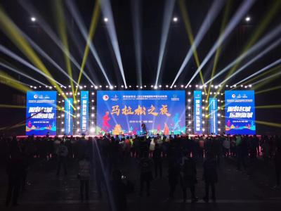 China Die-Cast Aluminum LED Screen Display 500*500mm 500*1000mm Large Stage LED Panel P3.91 for sale