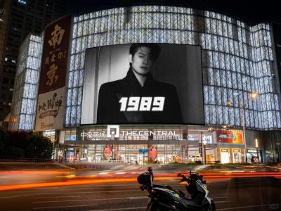 China Grande P10 Full Color LED Display Board Módulo de tela impermeável à venda