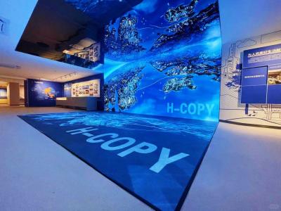 China Display LED a cores completas P20 DIP Box com desempenho de cores realista à venda