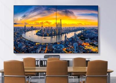 China Eye-Catching Advertising LED Billboards DC5V Working Voltage 7000nits Brightness R 625-630nm Led Parameter for sale