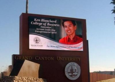 중국 다이 캐스트 알루미늄 스크린 게시판 DIP P16 LED 정보 디스플레이 1R1G1B 256x256mm 모듈 크기 판매용