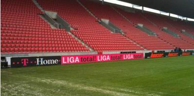 중국 고해상도 경기장 풀 컬러 LED 다이 캐스트 알루미늄 스크린, 7500cd/Sqm 고화질 비디오 디스플레이 판매용