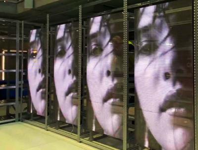 중국 AC100-240V 60Hz 입력 투명 LED 디스플레이 스크린 실내 광고 비디오 디스플레이 기능 3-5 년 보증 판매용