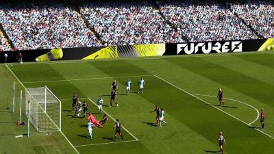 중국 5000 1 대조 비율 및 밝기 ≥6500cd/m2 판매용