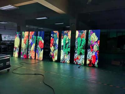 中国 1つの192*192モジュールのサイズに付きショッピング モールの正方形LEDポスター表示P3 RGB 3つ 販売のため