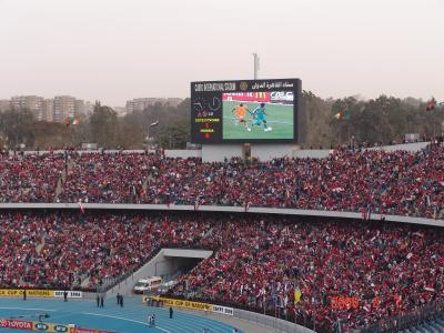 中国 SMD P10 スポーツスタジアム周辺 LEDディスプレイ 商業広告掲示板 販売のため