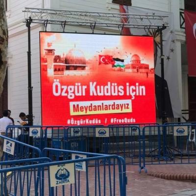 중국 960*960 LED 디스플레이 패널 빌보드를 광고하는 주도하는 스크린이 이르렀다는 LED 디스플레이 야외 P10 노바 시스템 방수 양철 상자 판매용